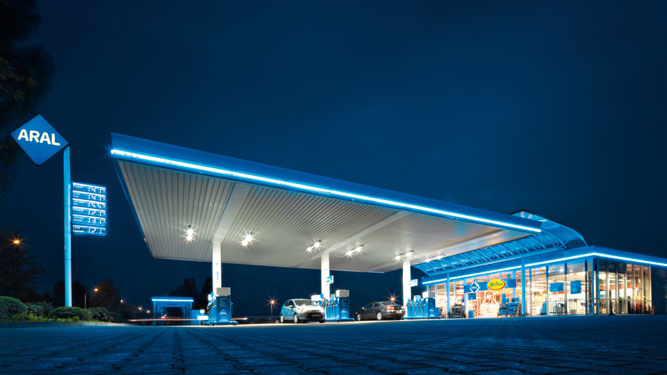 Aral places 100 ultra fast chargers at service stations in Germany ...